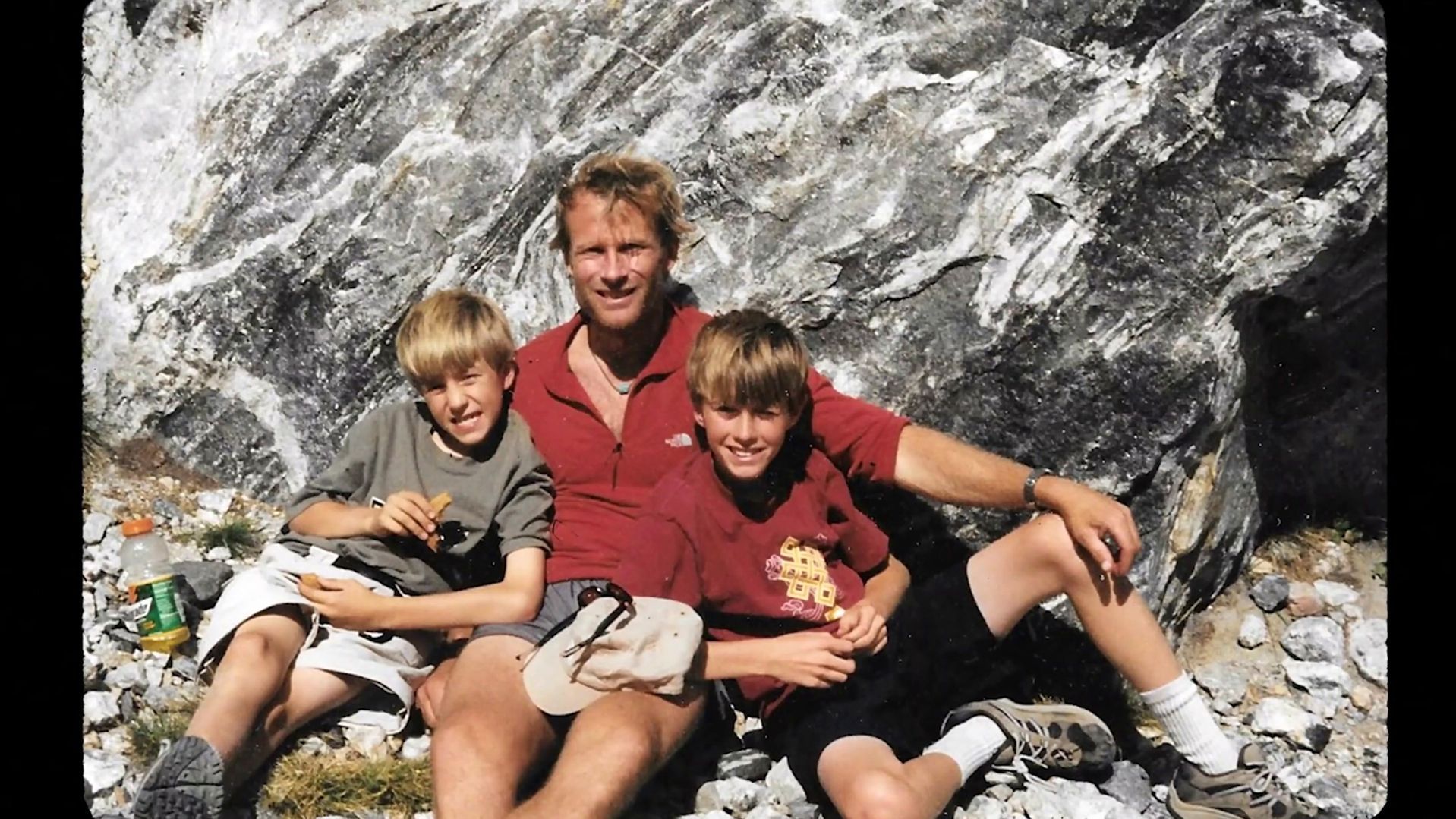 Watch Torn (2021) Full Movie Online - Plex