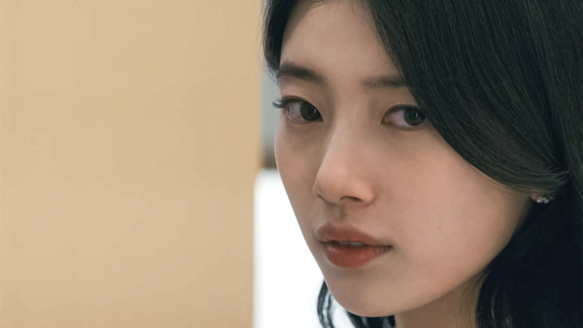 Watch Anna • Season 1 Full Episodes Online - Plex