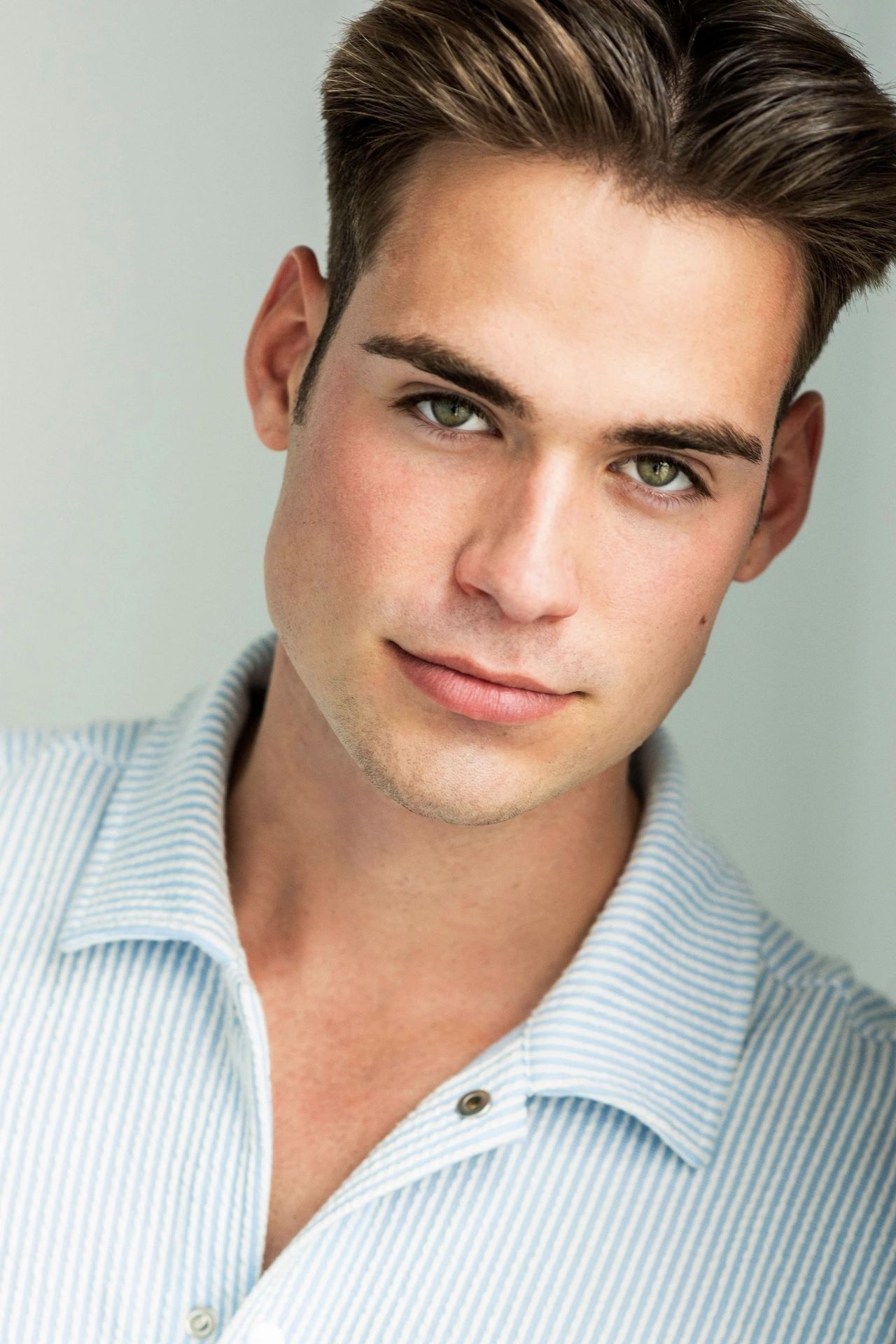 Watch Clown in a Cornfield (2025) Full Movie Online - Plex