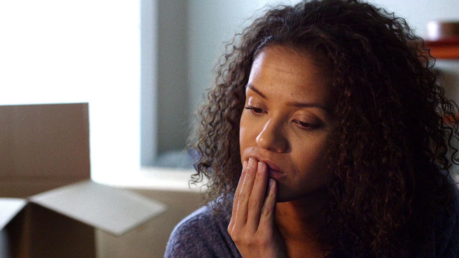 Watch Easy • Season 1 Full Episodes Online - Plex