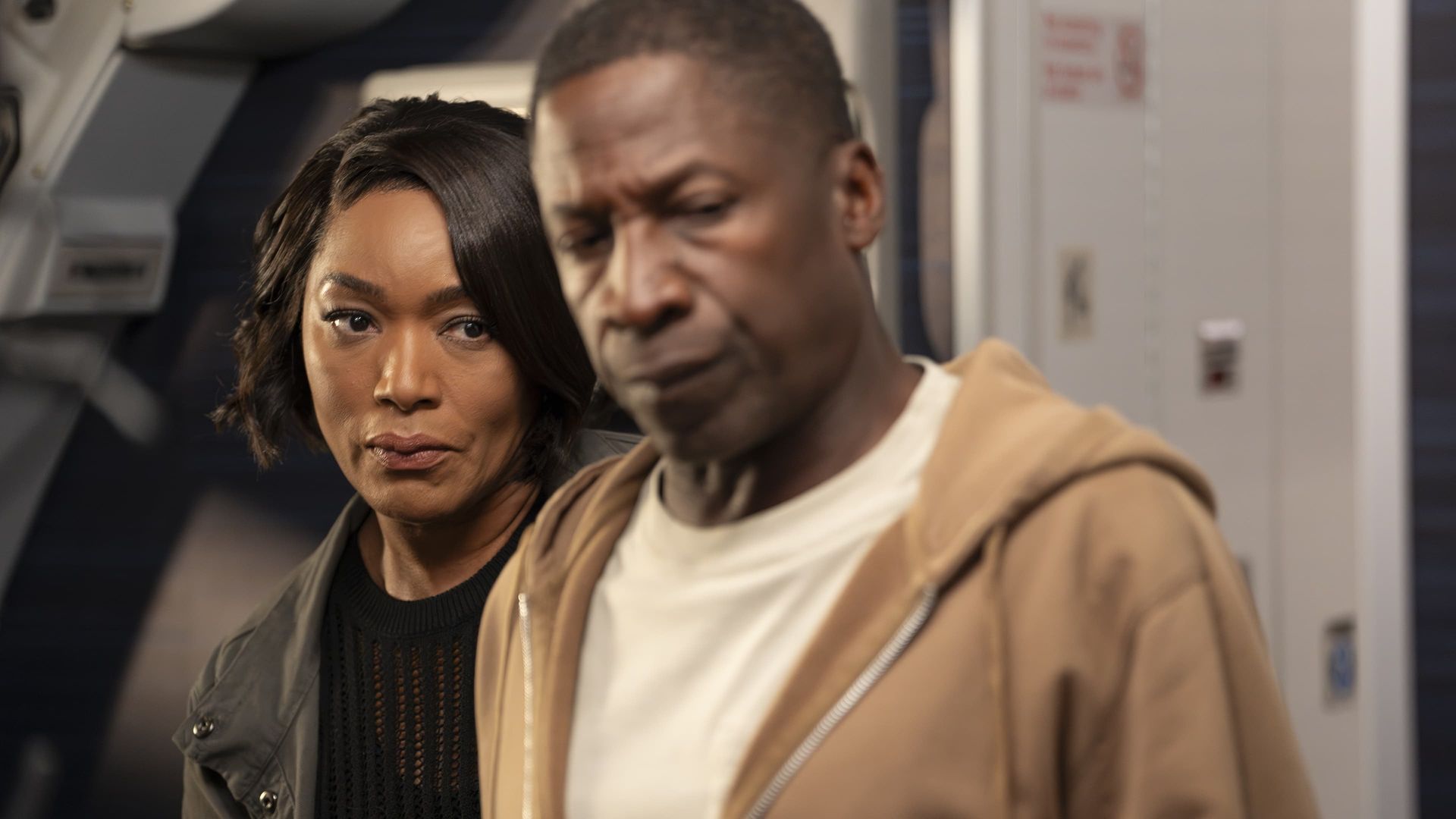 Watch 9-1-1 • Season 8 Full Episodes Online - Plex