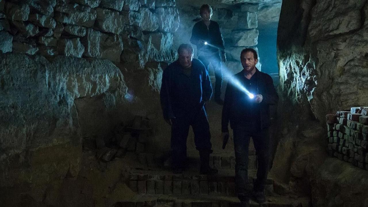 Nox • Season 1 - Plex