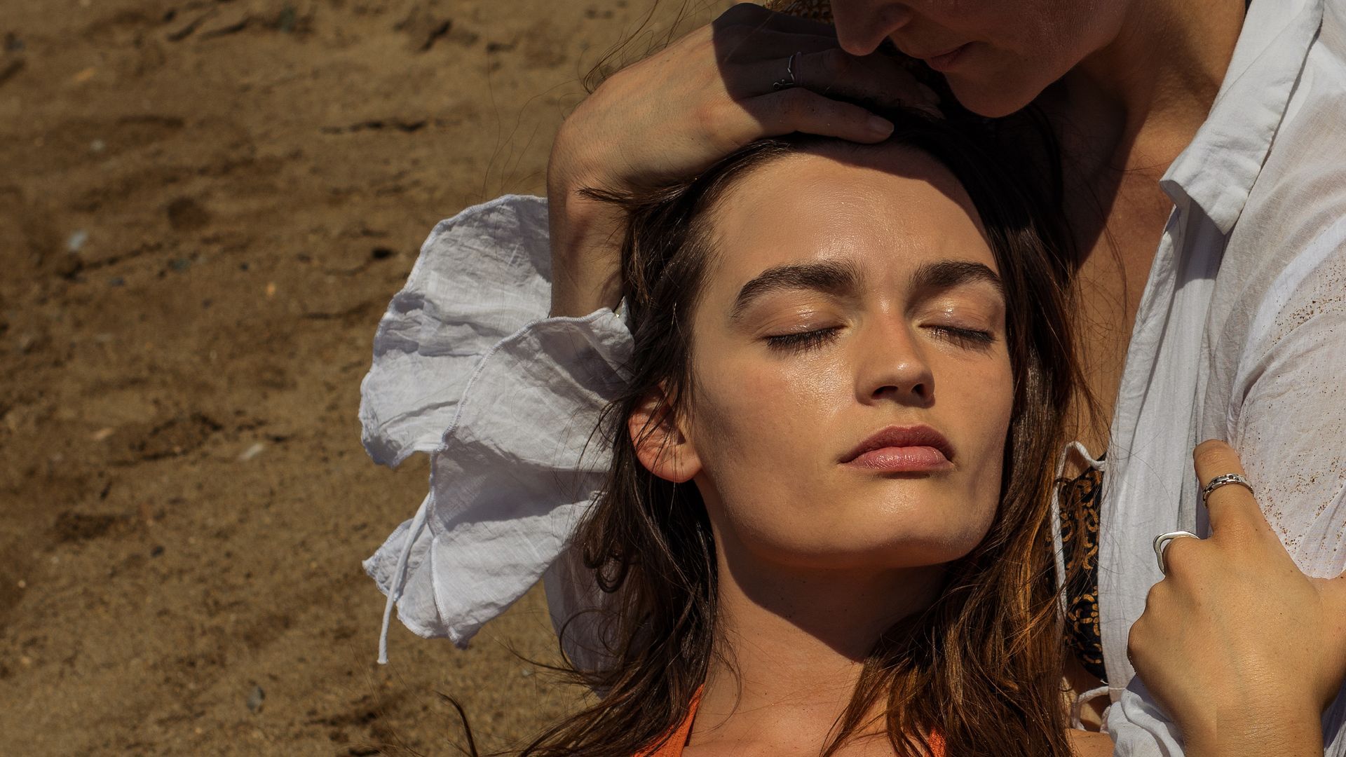 Watch Hot Milk (2025) Full Movie Online - Plex