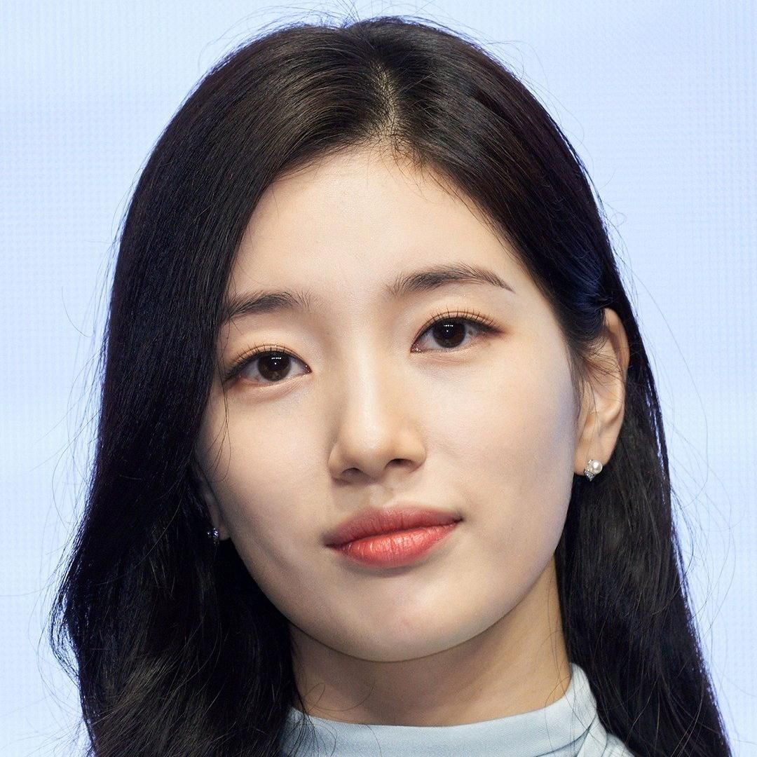 Watch Anna (2022) TV Series Online - Plex