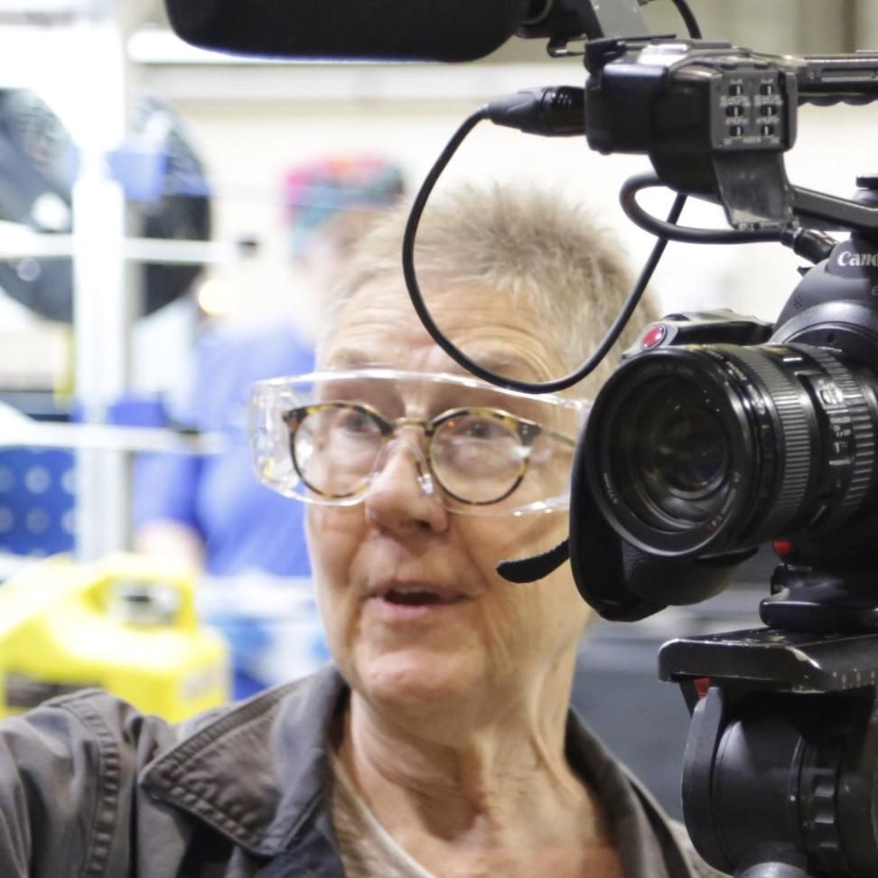 Watch American Factory (2019) Full Movie Online - Plex