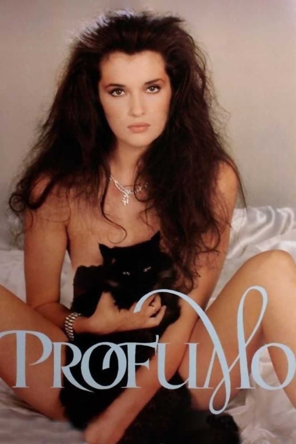 Bizarre (1987) - Plex