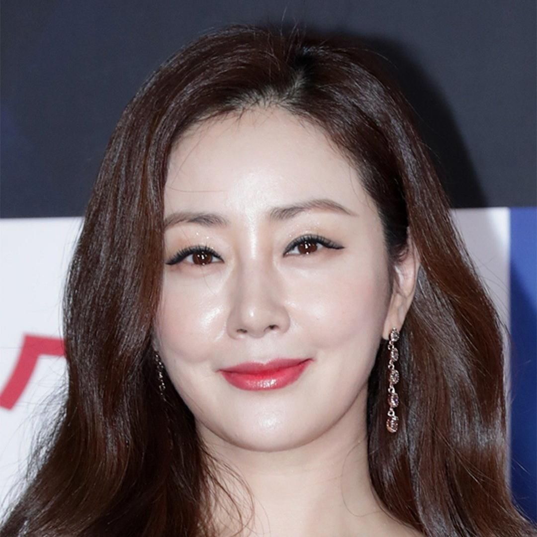 Miss Ajumma (2011) - Plex