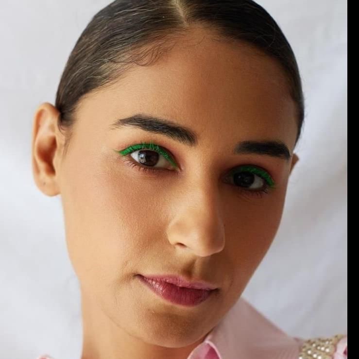 Watch Mili (2022) Full Movie Online - Plex