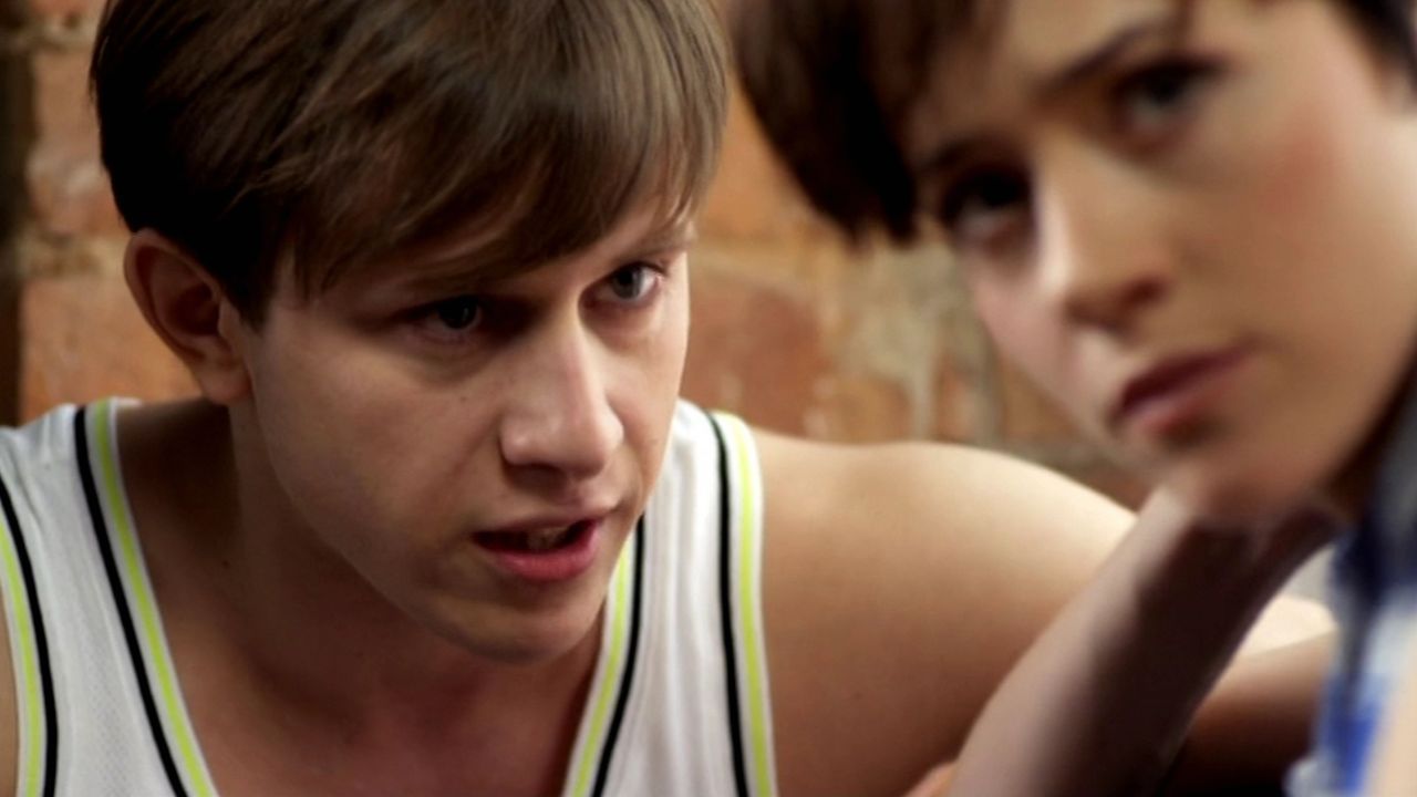 Krasavchik (2011) - Plex