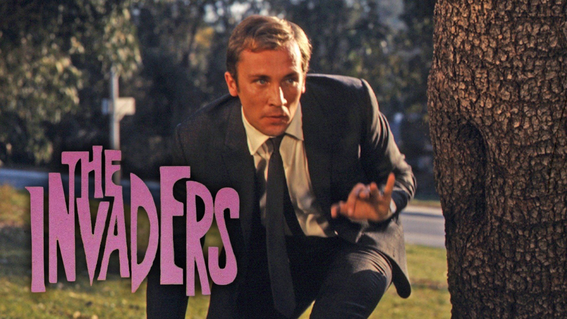 The Invaders · Season 1 Episode 1 · Beachhead - Plex
